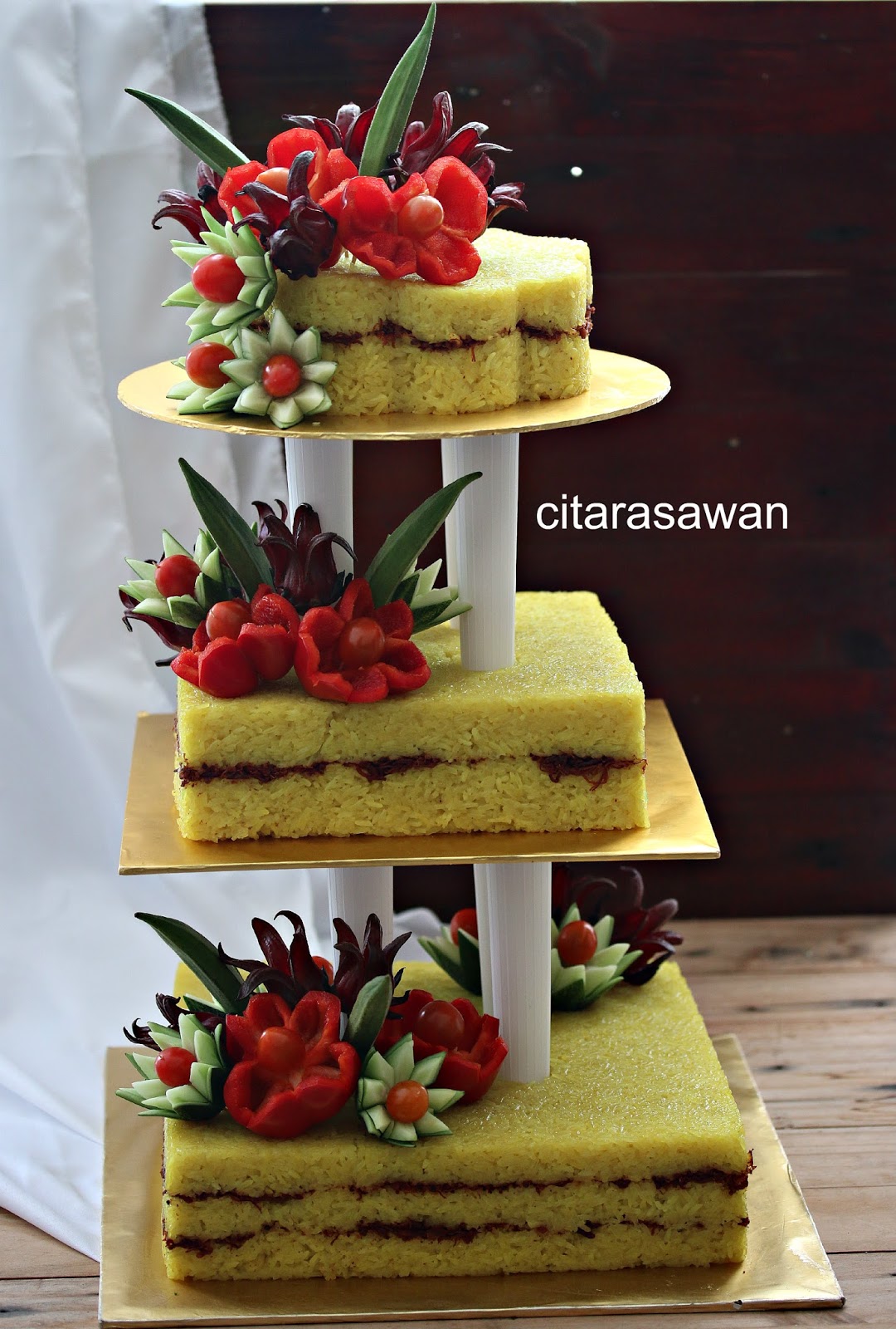 Pulut Kuning Berhias 3 Tingkat Perkahwinan - Puan Azida ~ Must Read!