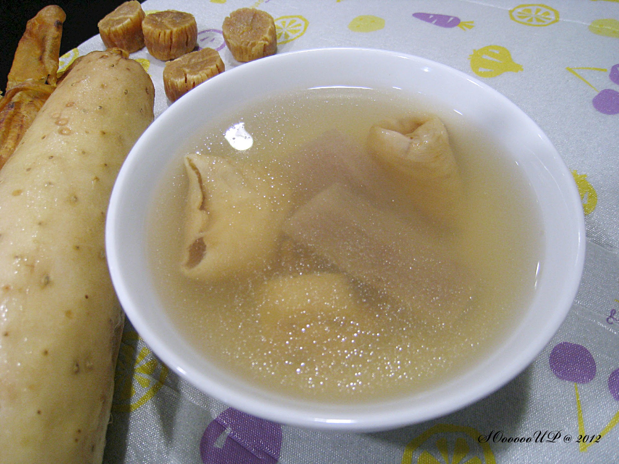 SOoooooUP: HUAI SHAN FISH MAW CHICKEN SOUP (淮 山 花 胶 鸡 汤)