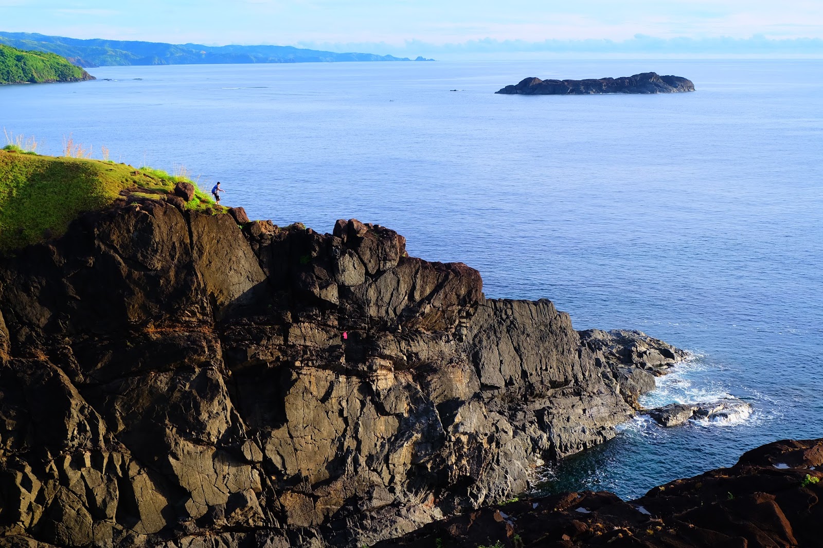 A Day Trip to Binurong Point, Catanduanes - From The Highest Peak to ...