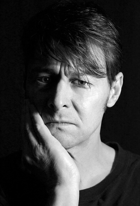 Quelle est la différence entre les remords et les regrets