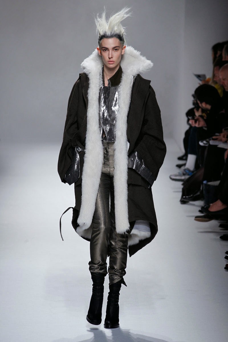 World of Fashion: Fashion trend: Riot Girl Trend