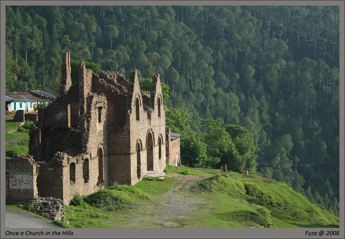BEAUTIFUL PLACES TO VISIT : NATHIYA GALI (KPK PAKISTAN)
