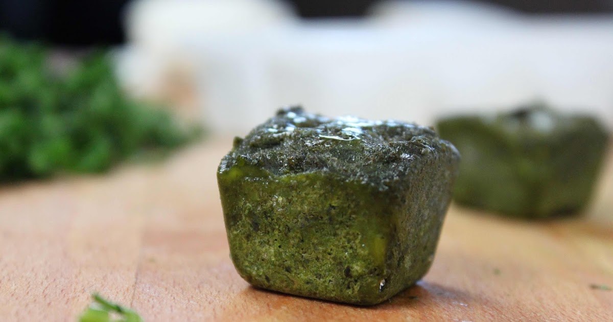Fat and Happy Blog: Basil Cubes; How to freeze fresh basil