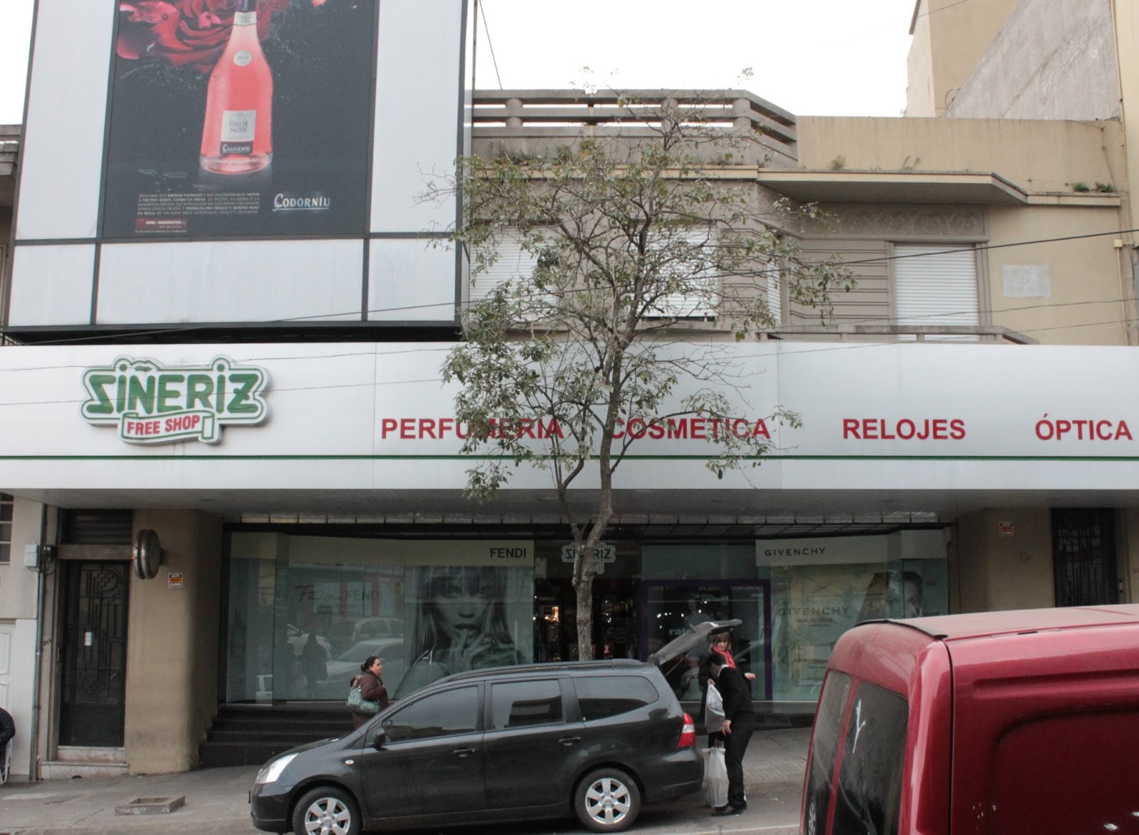 All My Looks: Guia de Compras em Rivera - Free Shops Uruguai