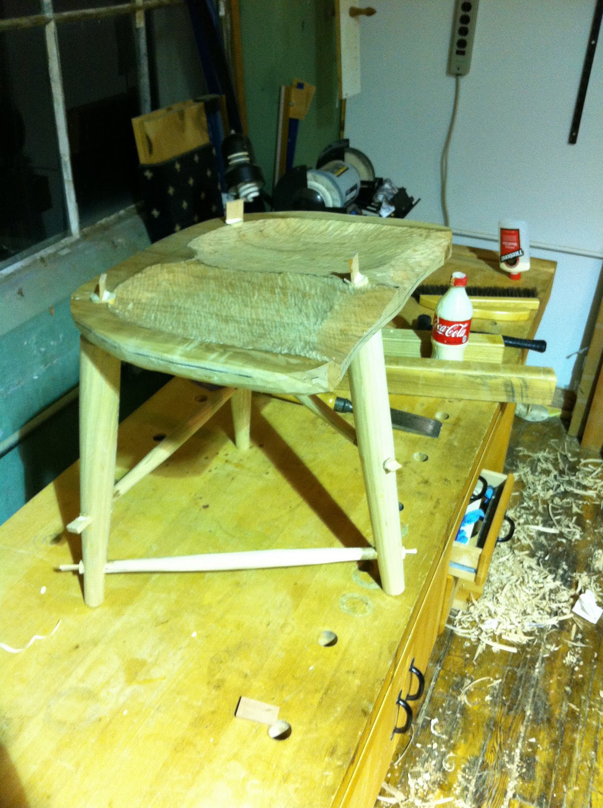 James Watriss: Simple Projects: 3-legged stool