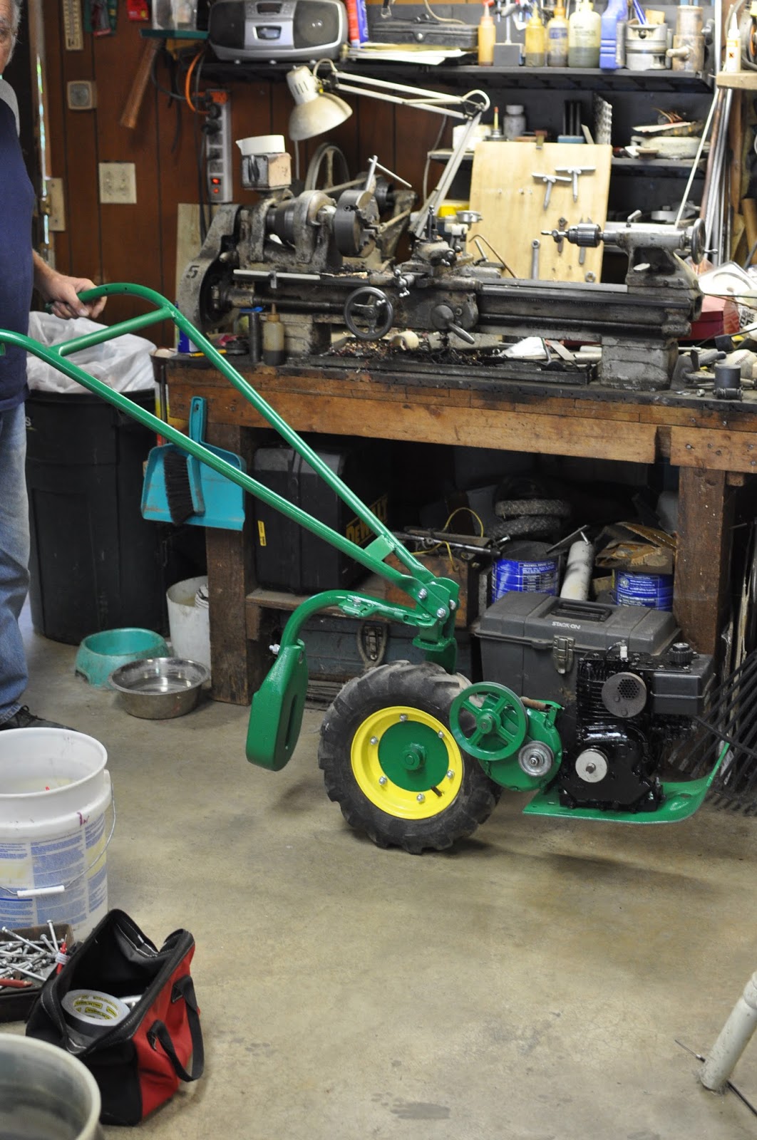 handverker: one wheel garden tractor