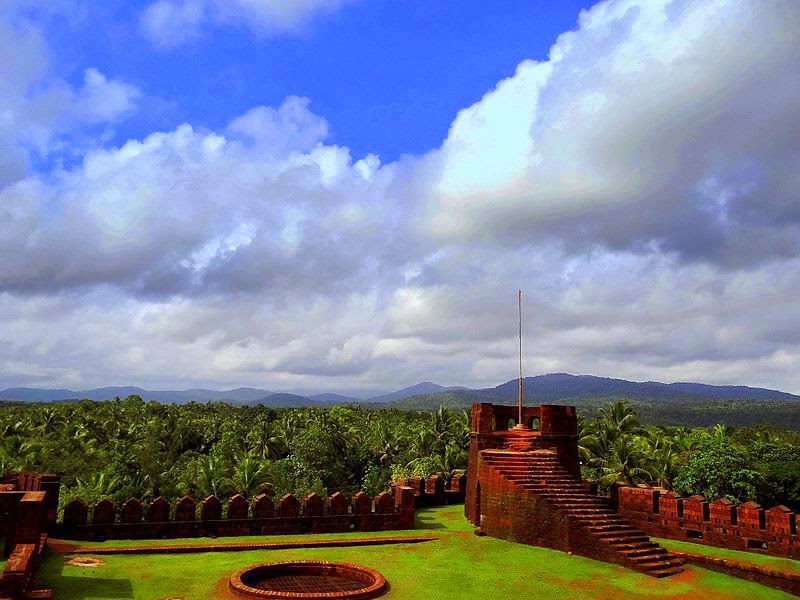Mirjan Fort Sirsi Attractions