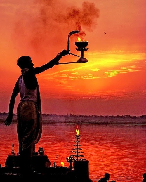 Legacy of Wisdom: Why do we do aarati?