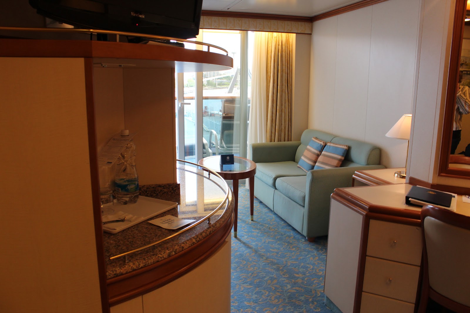 EatPrayCruise: Star Princess Mini-Suite E729 Photos