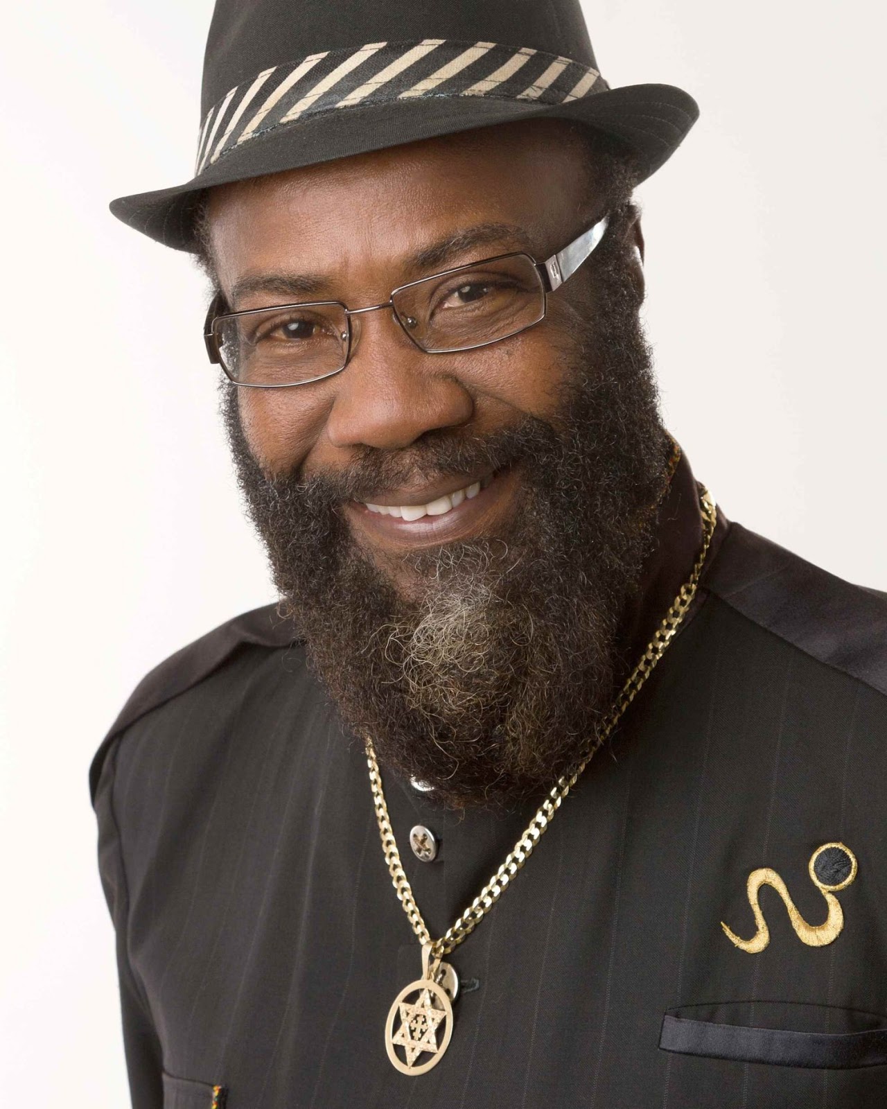 Reggaediscography: DENROY MORGAN - DISCOGRAPHY