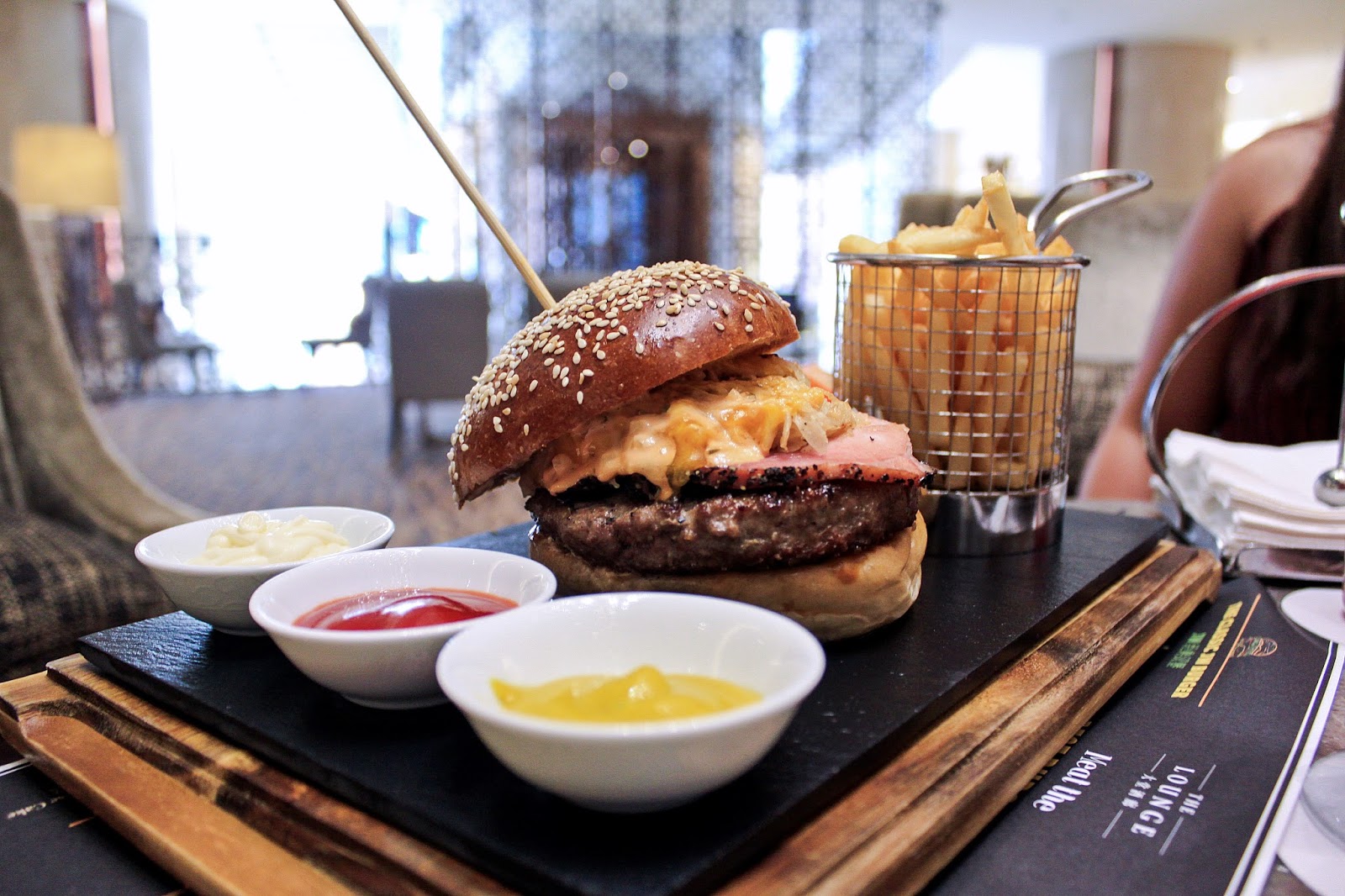 Burgers for Lunch - JW Marriott | Katee Of The Day | Lifestyle Blogger