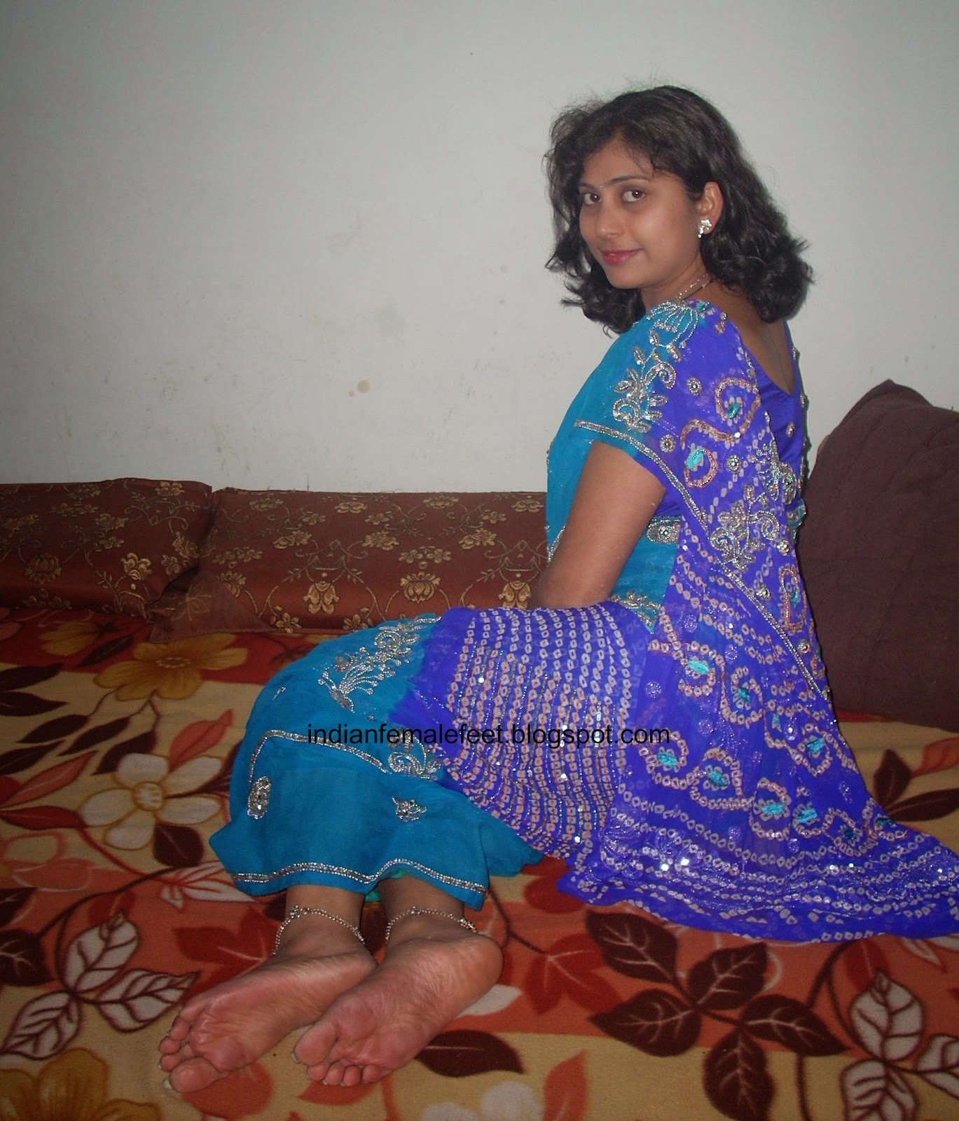 Divya best female foot on the Earth.