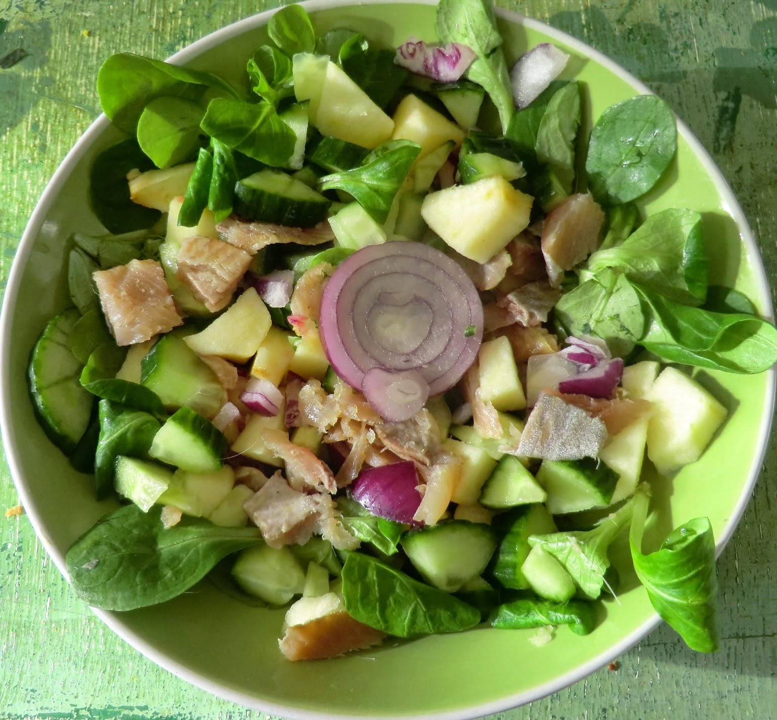Salade de harengs fumés au concombre et pomme - Ma petite cuisine ...