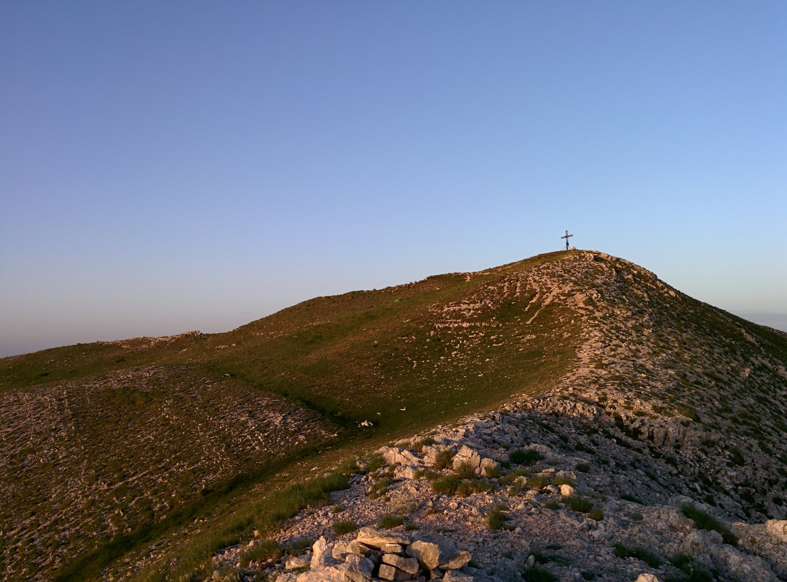 Avventure di Montagna e...: Monte Priora dal Santuario della Madonna ...