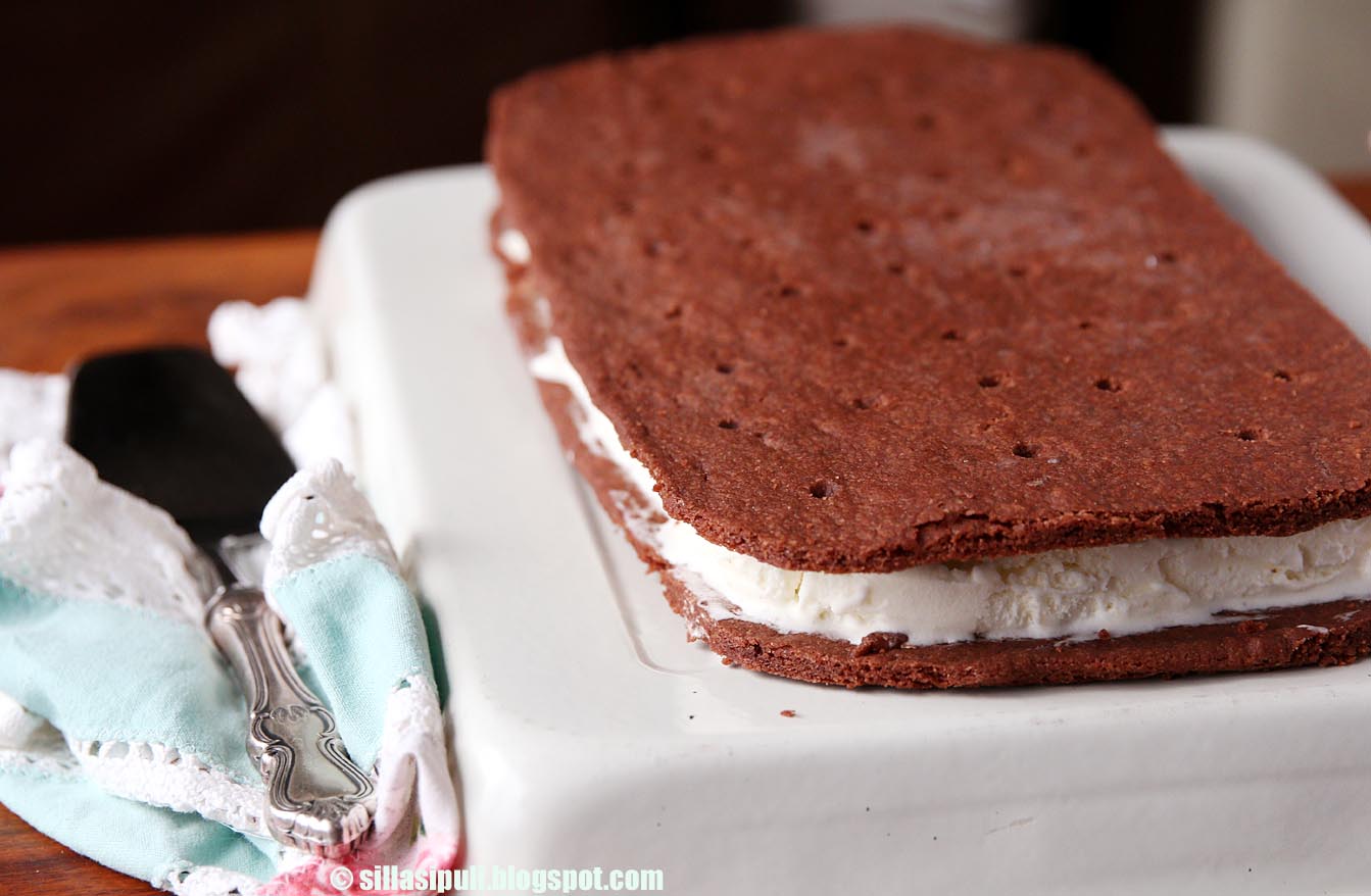 SILLÄ SIPULI: Puffet-jäätelö valtavana