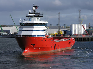 NAVIOS AHTS E PSV DO PORTO DE MACAE-RJ-BRASIL (IMBETIBA) E (FUTURO ...