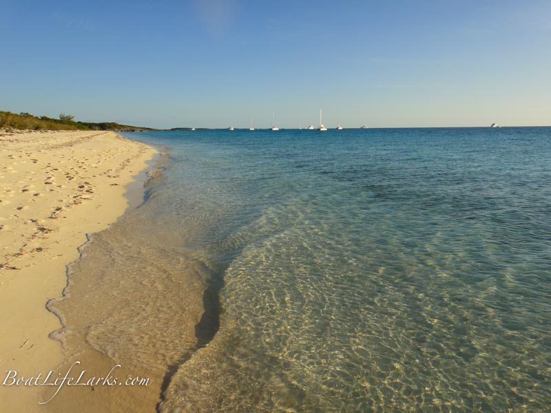 Exumas: Highbourne Cay and Waterworld - Boat Life Larks - SV Dulcinea