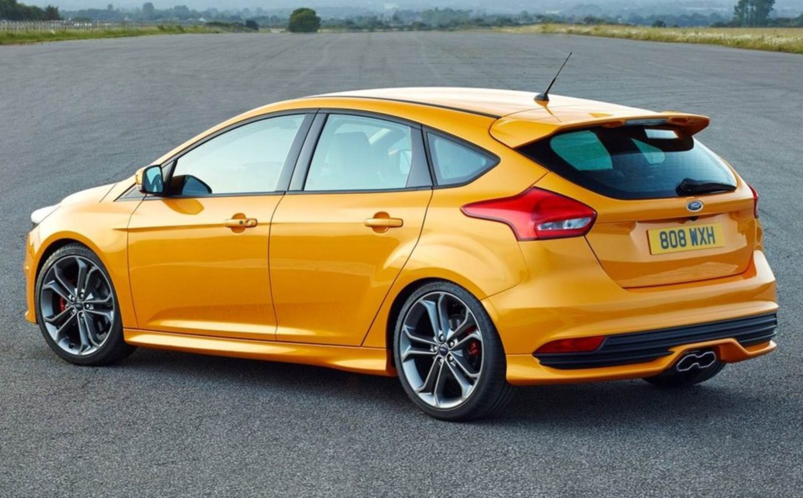 Ford Focus ST 2015: vídeo, fotos e especificações oficiais