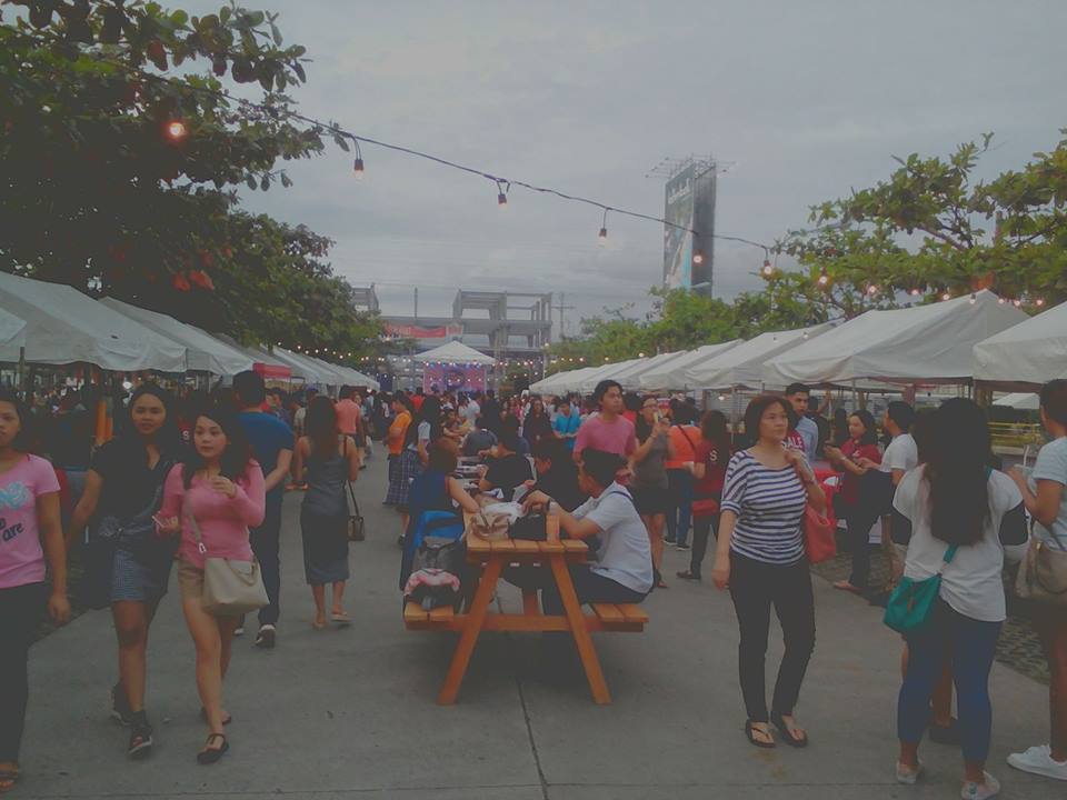 Lovin' Davao: 1st Food Truck Festival in Davao a Huge Success