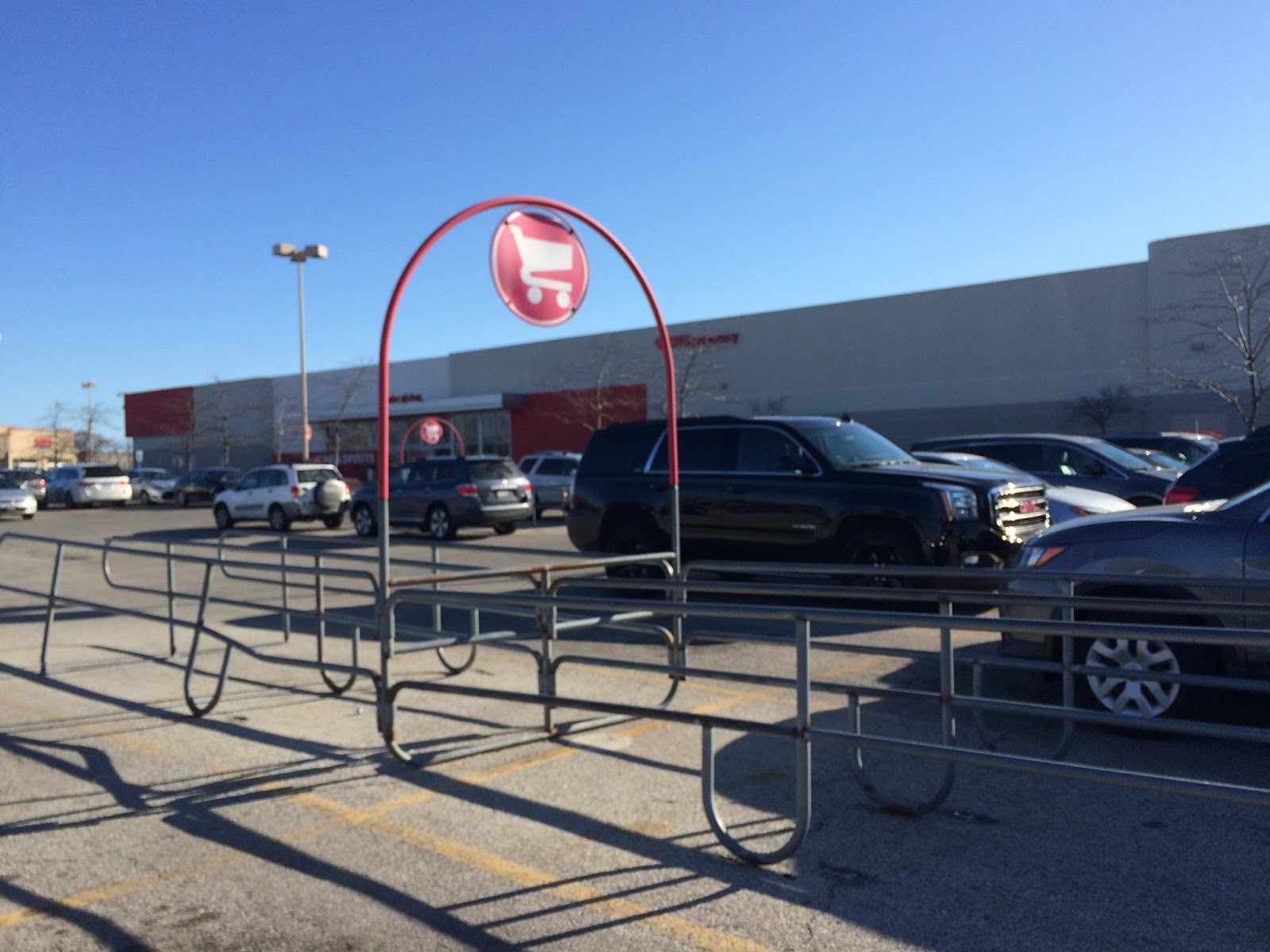 Midwest Retail: A updated Target on Touchy Ave in Niles.