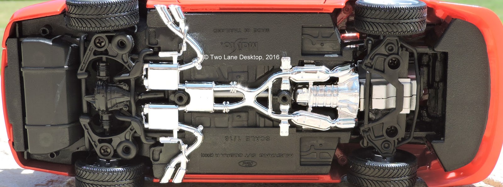 Maisto 1:18 2000 Ford SVT Mustang Cobra R