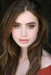 Rhonda Talbot World: Technically speaking, Lily Collins looks like ...
