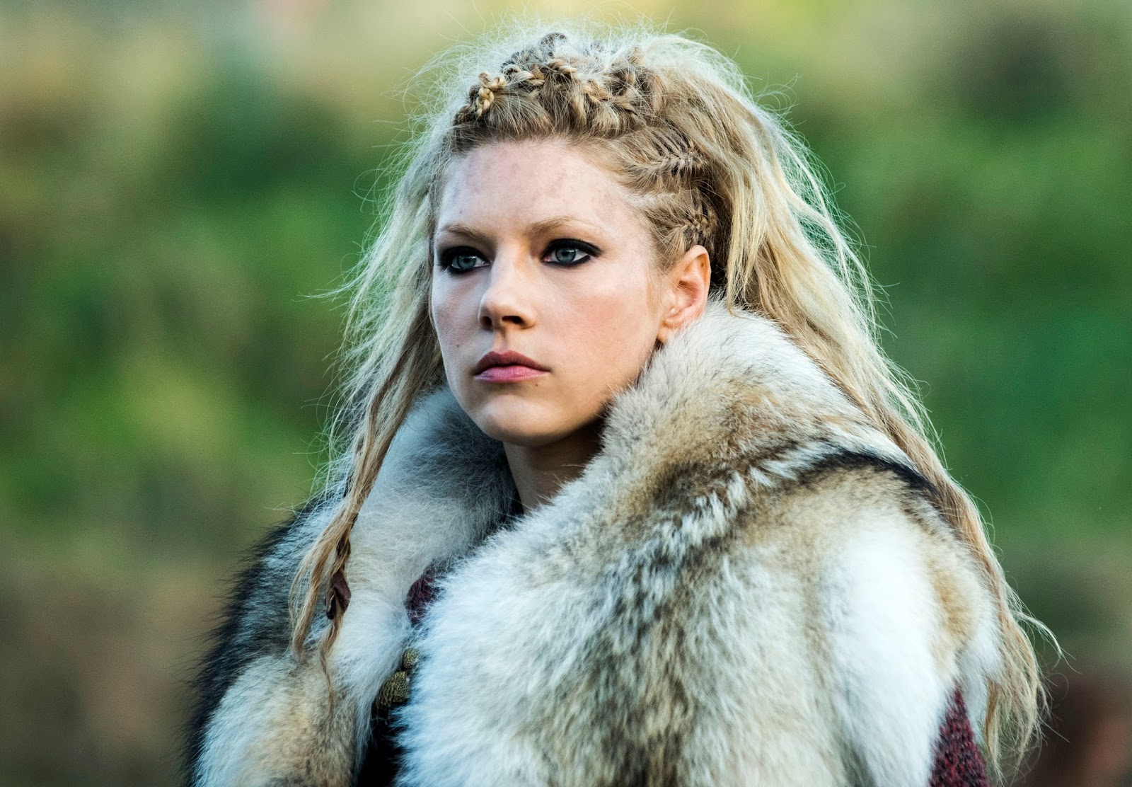 Julia Speaks: BEAUTY | Lagertha (VIKINGS) Makeup + Hair Tutorial