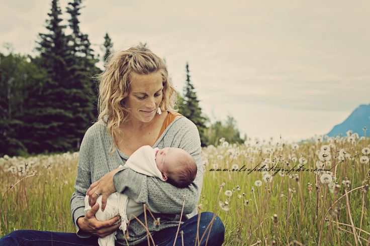 Life Alaskan Style: 40 sweet newborn session photos: inspiration for ...
