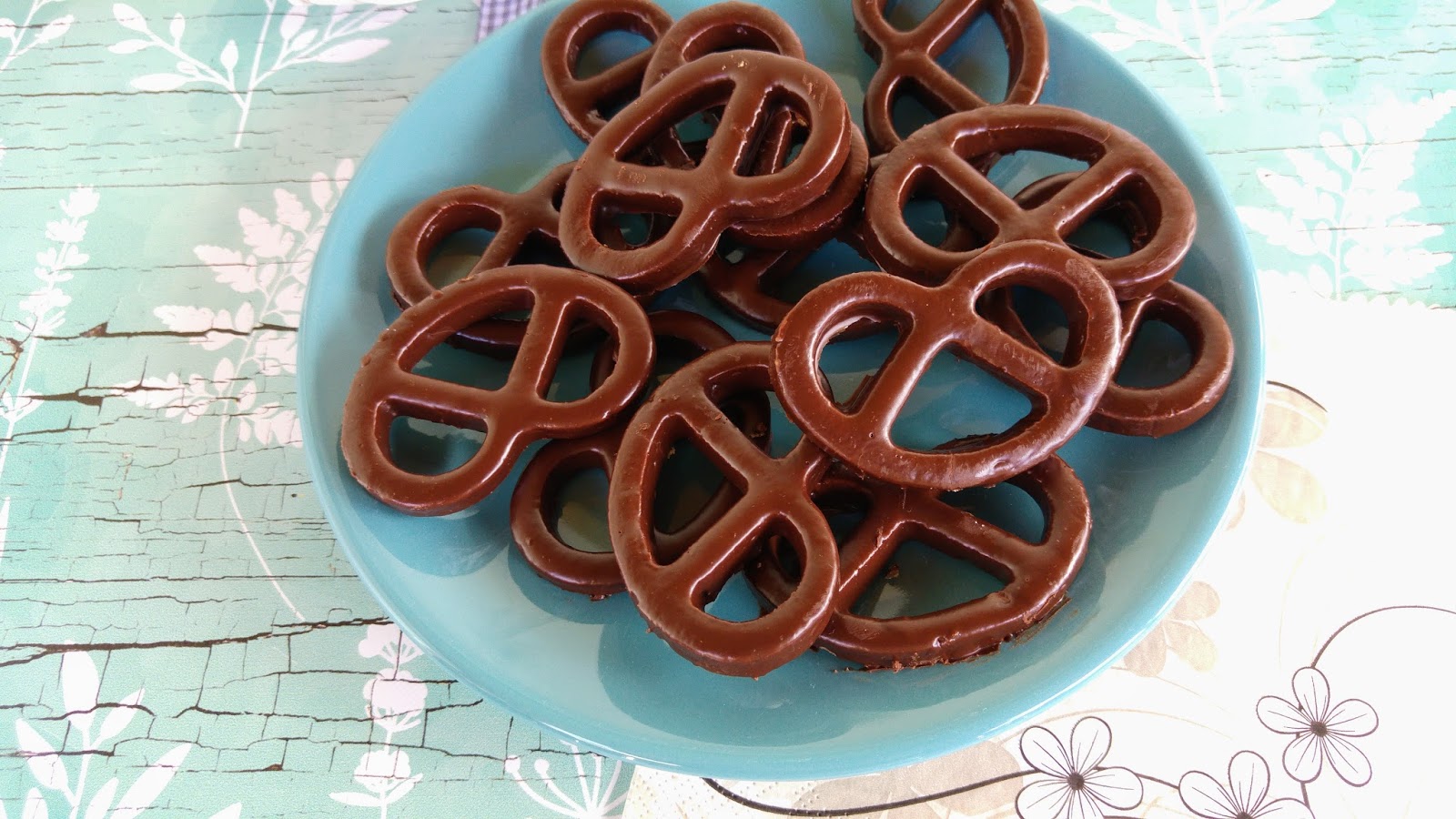 Andi gluténmentes konyhája: CSOKIS PEREC NATIVA FOOD SÜTEMÉNYLISZTBŐL