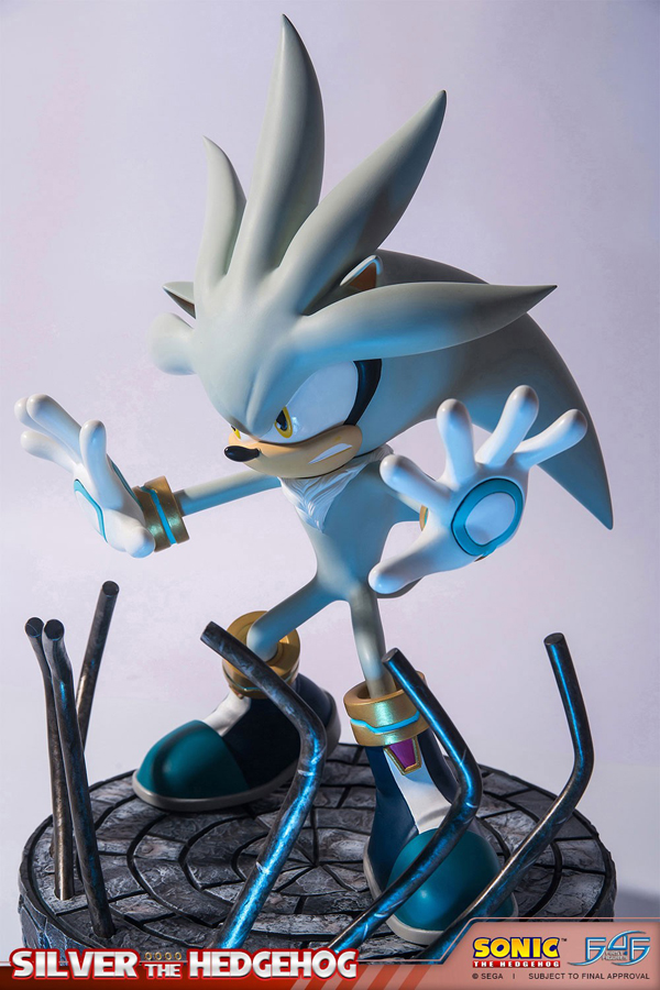 Silver the Hedgehog (First 4 Figures)