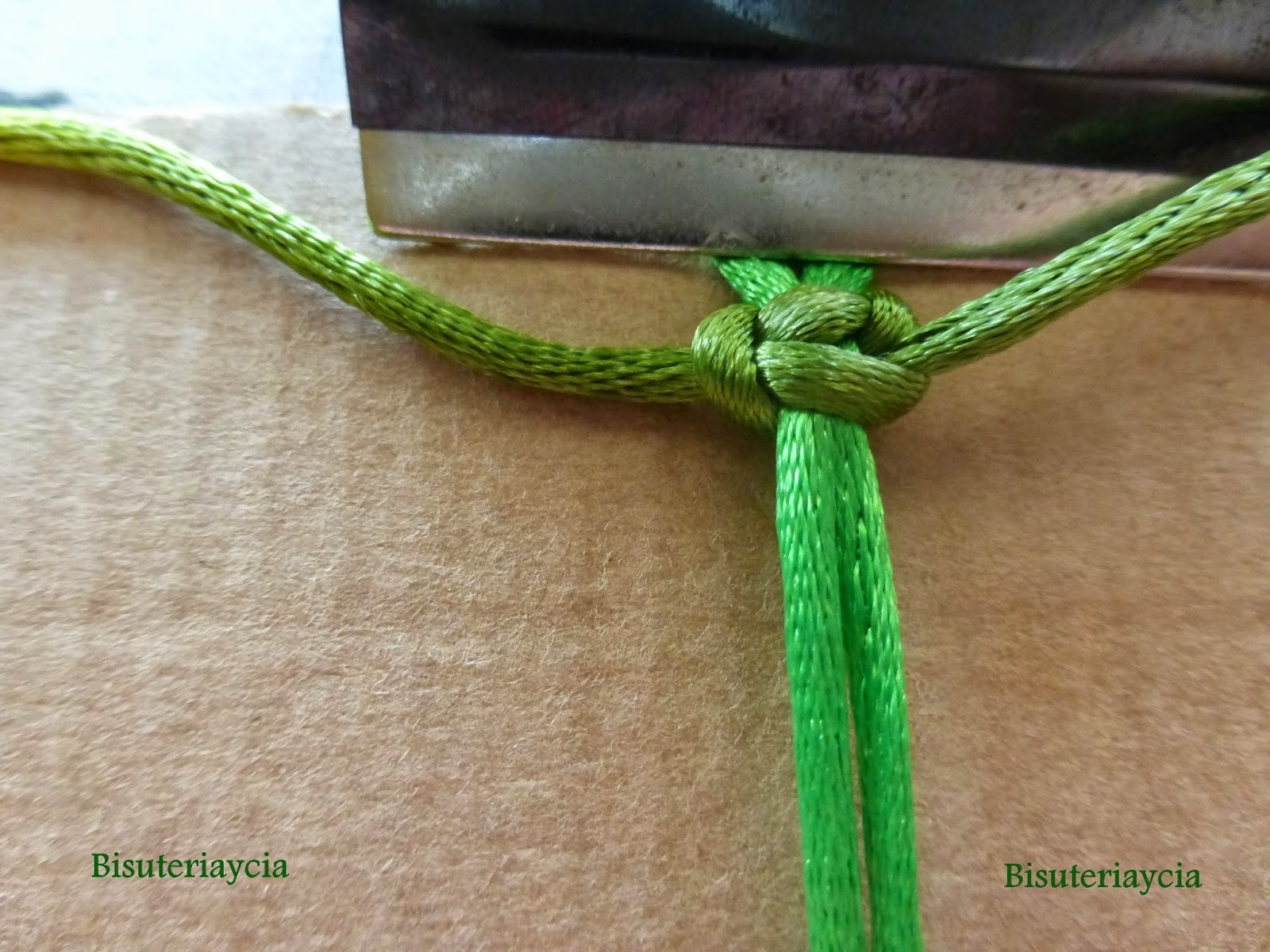 Bisuteriaycia: Tutorial nudo plano macramé