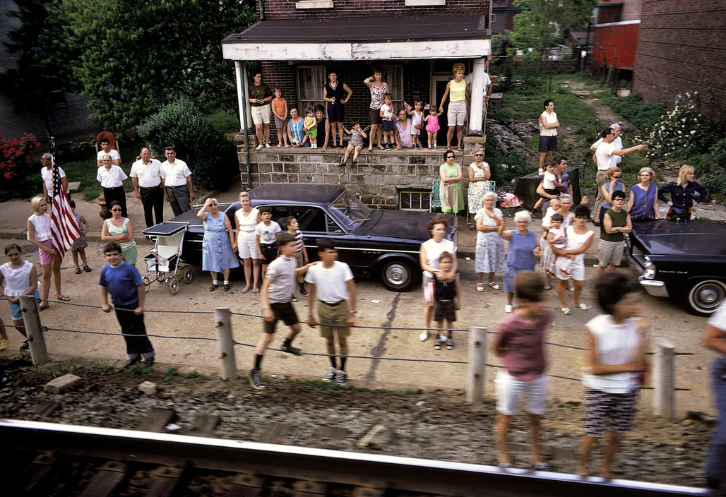 RFK Funeral Train: Rarely Seen Photographs by Paul Fusco Offer a Unique ...