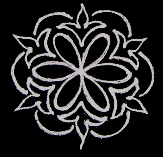 Vanathi's Rangoli / Kolangal: Freehand Flower Rangoli - Without Colors
