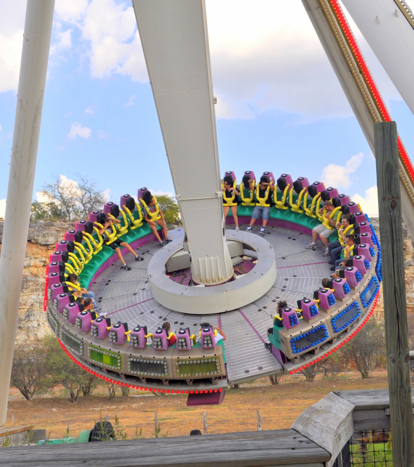 Frisbee XL ~ The Dias Family Adventures