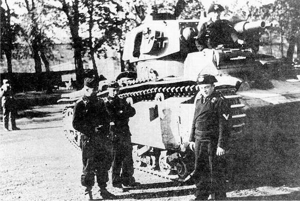 German Tank Crew, Dragon 6375 (2007)