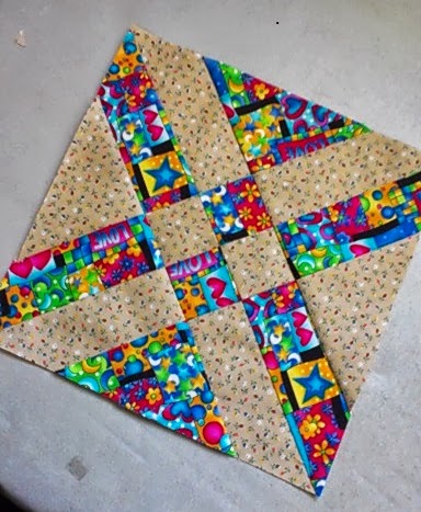 Quilt, Knit, Run, Sew: Anita's Arrowhead Block - a nifty block