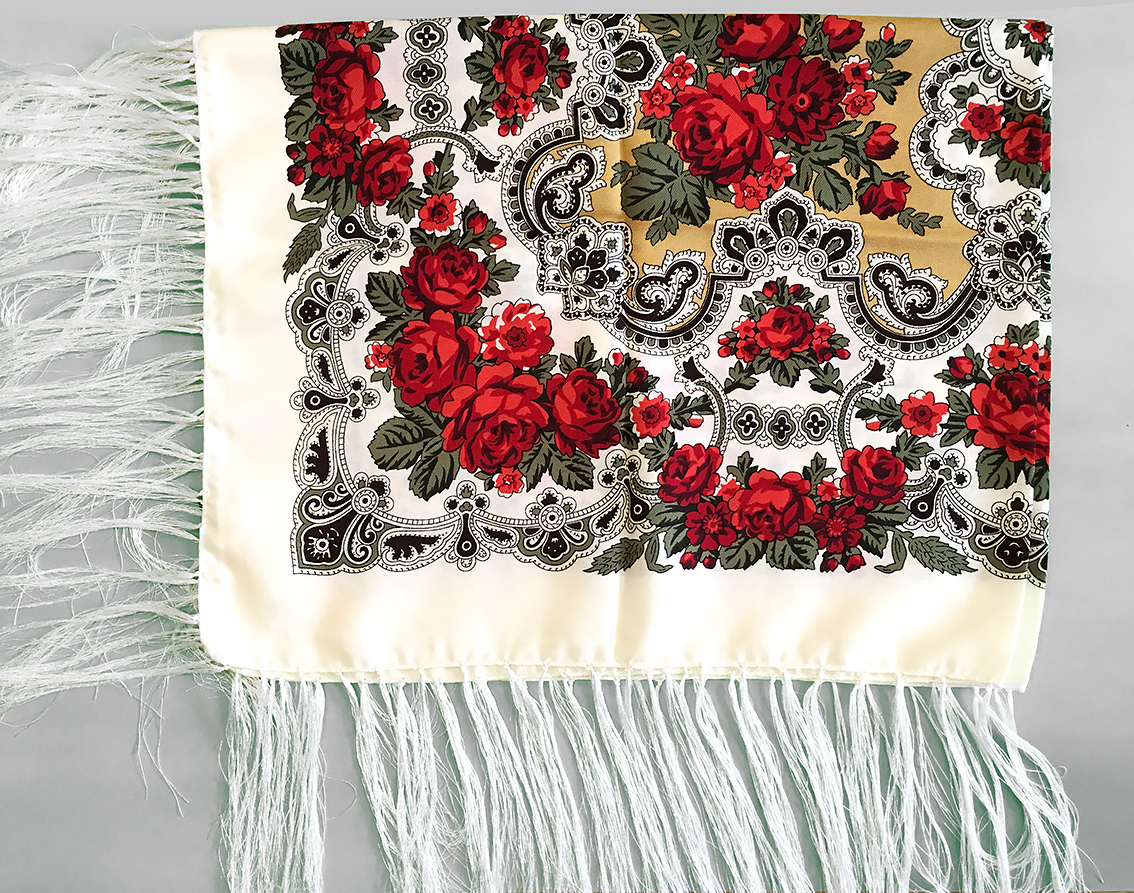 Noi modele de esarfe rusesti, din casmir