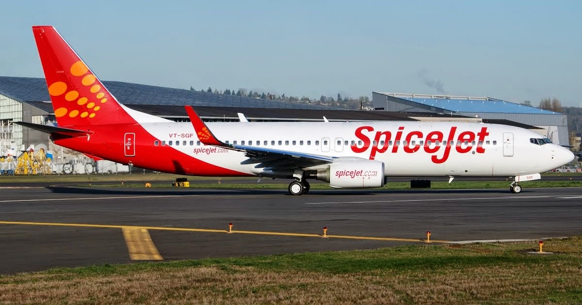 SpiceJet sets Low-fare race its offer half million seats