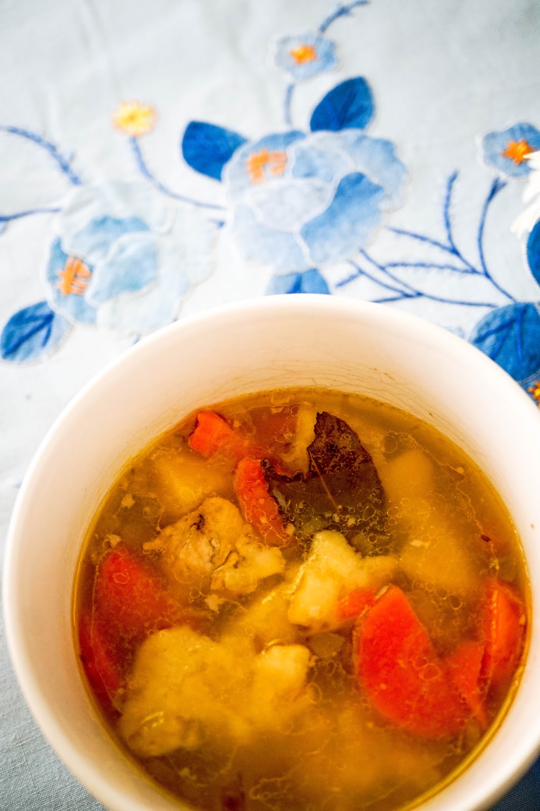 Eesti Toit. Reisid ja Raamatud: Kana ja klimbisupp