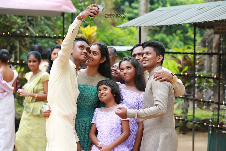 Srilankan Actress Menaka Peiris And Ranil Wedding