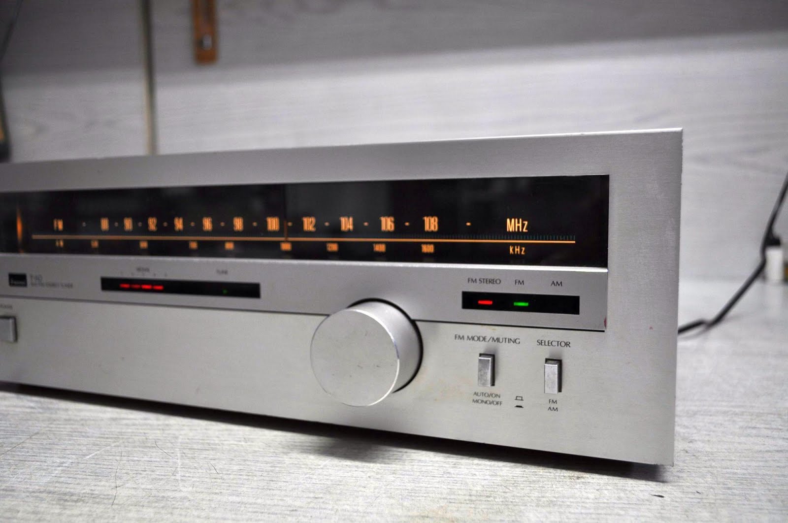 Sansui T-60 - Analog Tuner | AudioBaza
