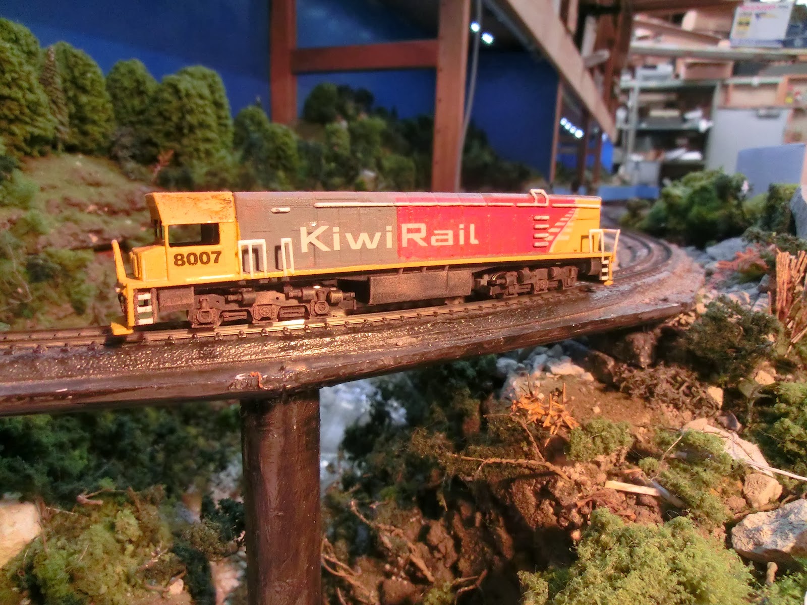 New Zealand Railway Models (Kiwi Trains): Weathering the DL, DXR & EF Class