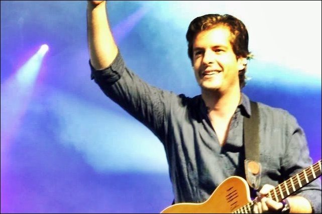 Fã Clube Só Para Mulheres: Victor Chaves faz 36 anos!!