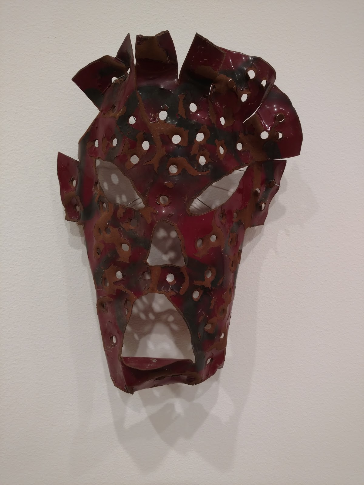 EntreVoir: John Chamberlain - Masks; Gagosian.