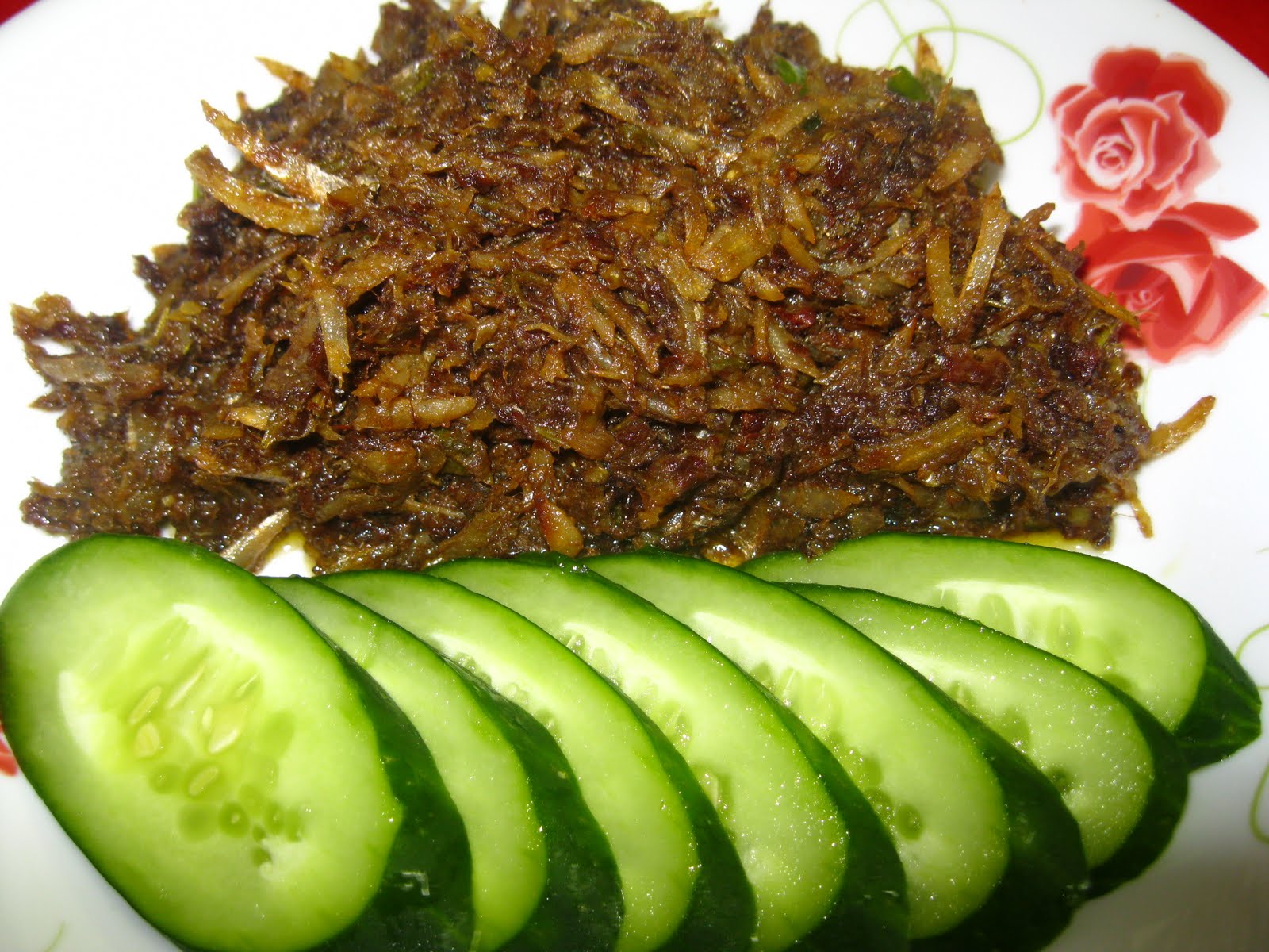 Dari Dapur Maklong: Sambal Bilis Belimbing Buluh Hitam