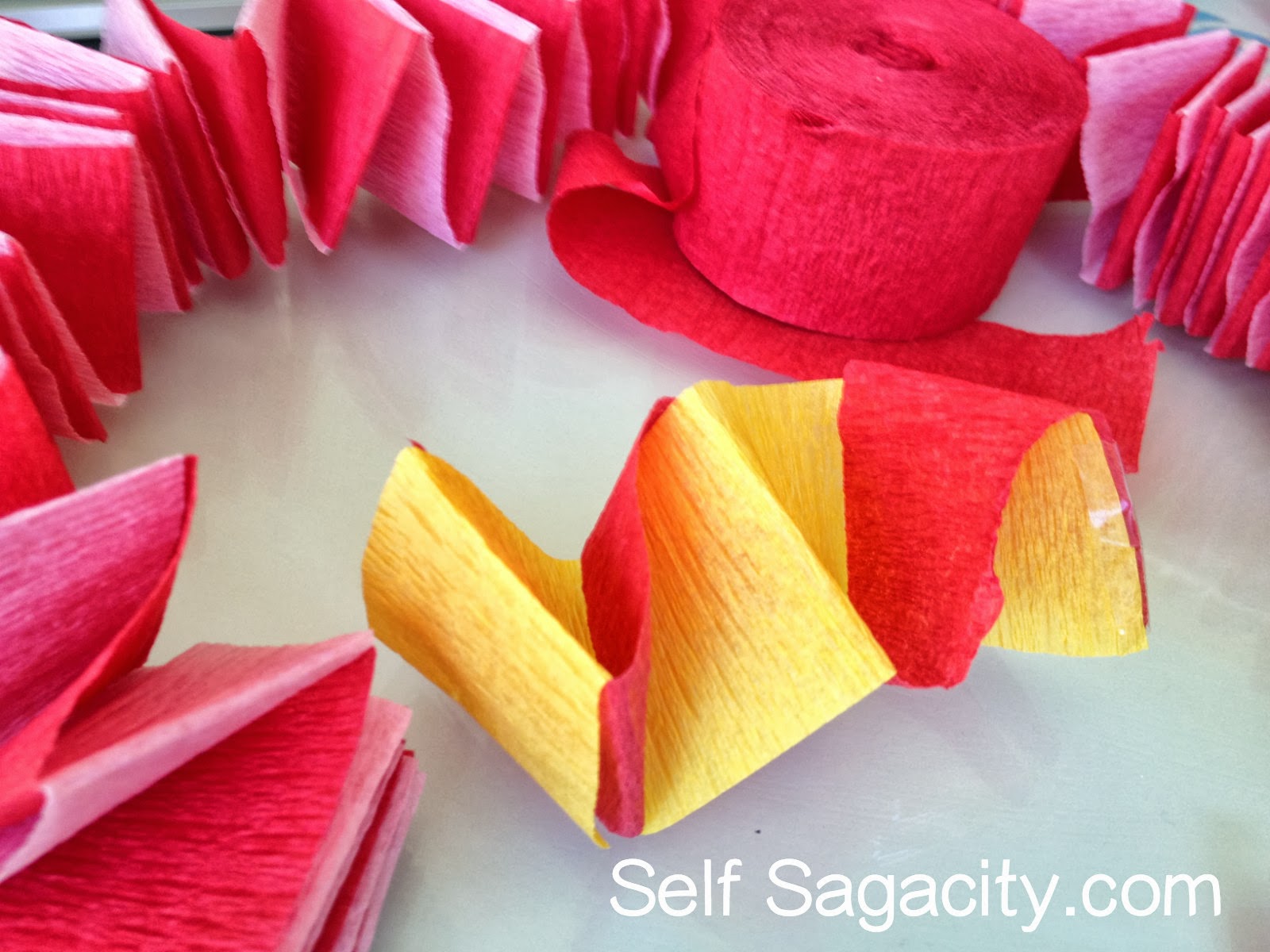 How to Make Fancy Paper Streamer Garland - Thursday Two Questions Meme #154