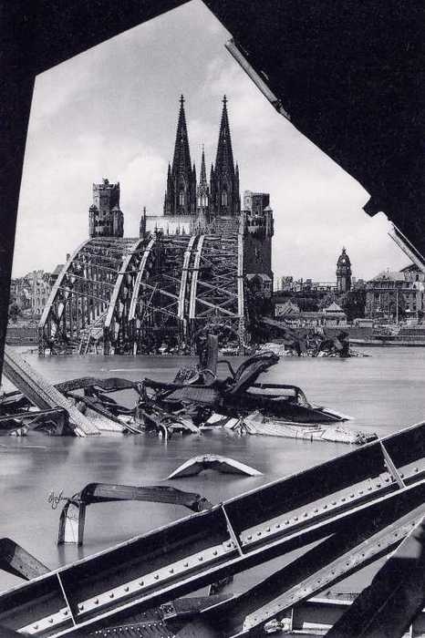 World War II in Pictures: Shootout at Cologne Cathedral