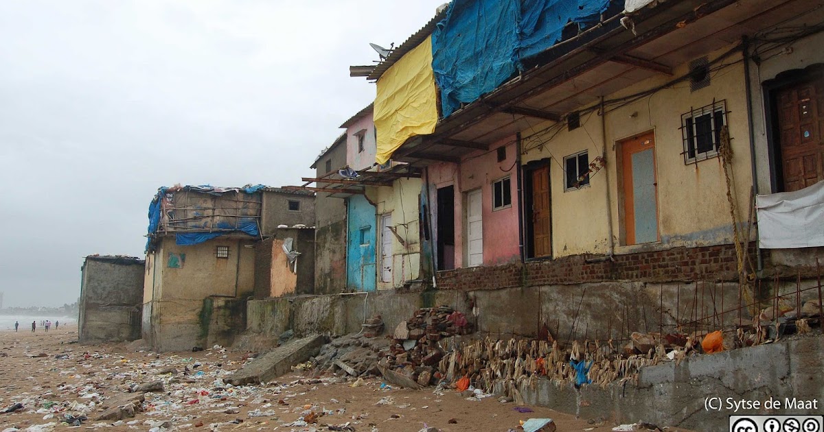 The Perfect Slum: The Slums and the Sea