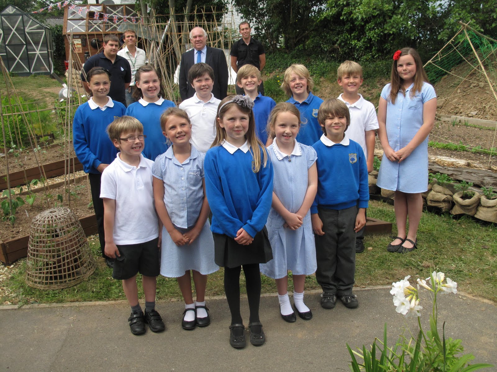 Digging for Victory at Elburton Primary School: Media Event Part 2 ...