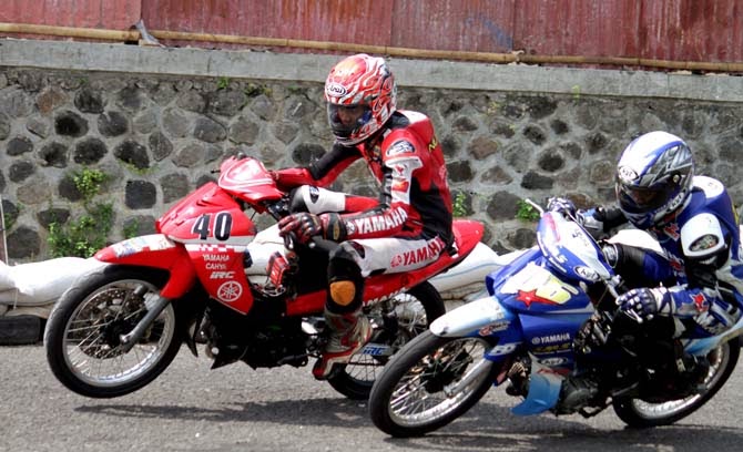 Gambar Motor Road Race | R-way Collection